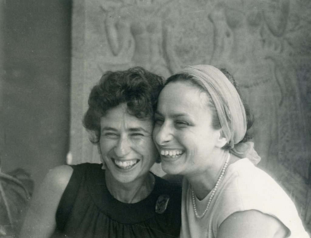 Alexandra and Eva | CELIA CLEMENT